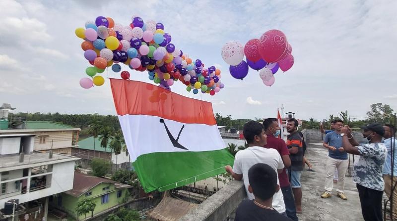 Massive party flag in flight to protest Guv rule | Assam Times